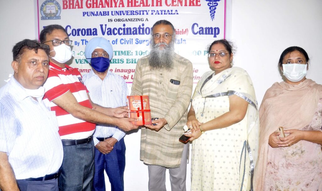 Vaccination-VC Punjabi university completed his course; appreciated Dr ...